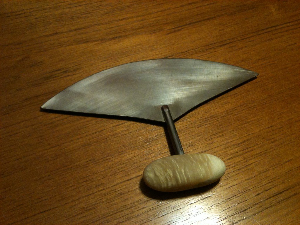 Western Arctic Inuit Ulu Knife | Maple Leaf Survival™